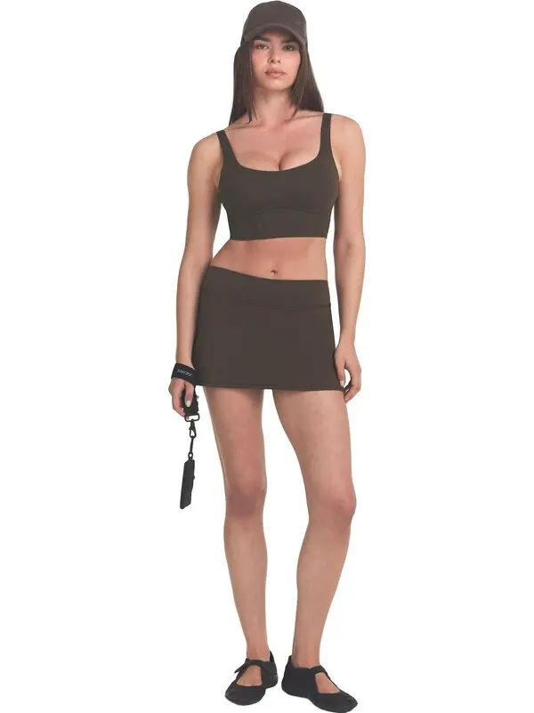 SKIMS Longline Corset Bra | Deep Neutral | | Nike Matte - Dark Sepia