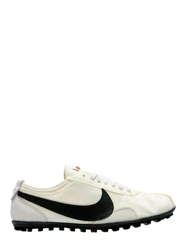 Nike Moon Lace-up Sneakers - Neutrals