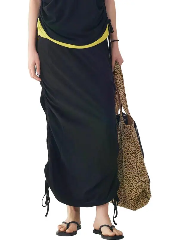 STUDIO TOMBOY Ruched Drawstring Skirt - Black
