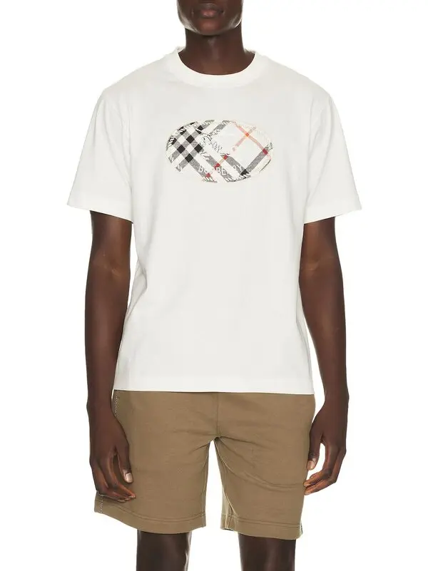 Burberry Ryan Knightstamp T-shirt In Ivory - Chalk
