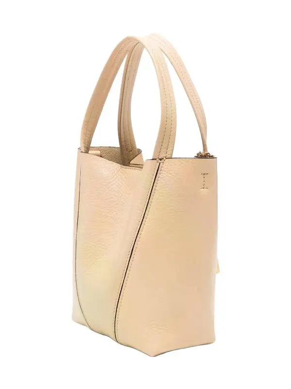 Chloé Ring Detail Leather Tote Bag - Neutrals