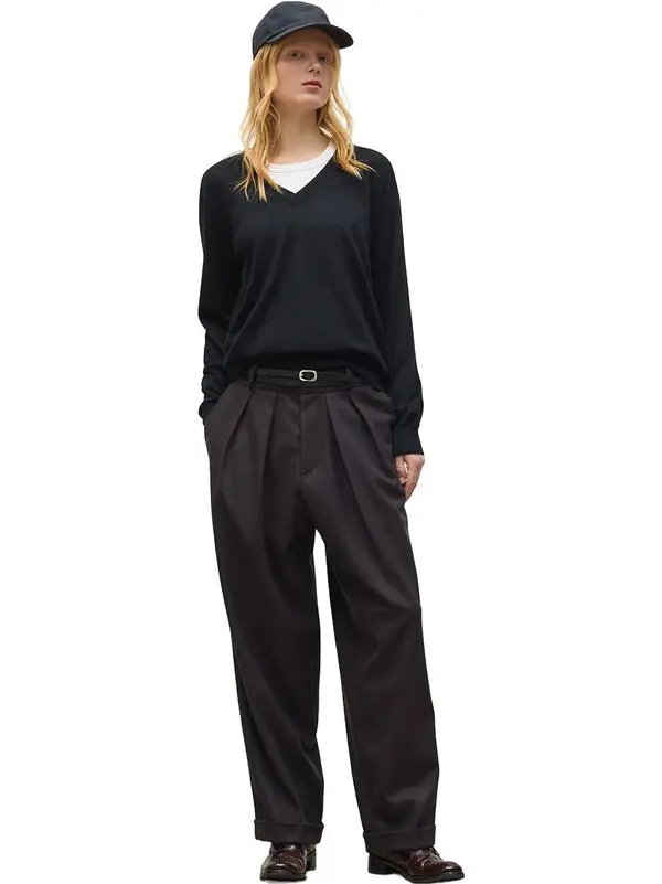 Johnstons Of Elgin Beatrice Superfine Cashmere Jumper - Black