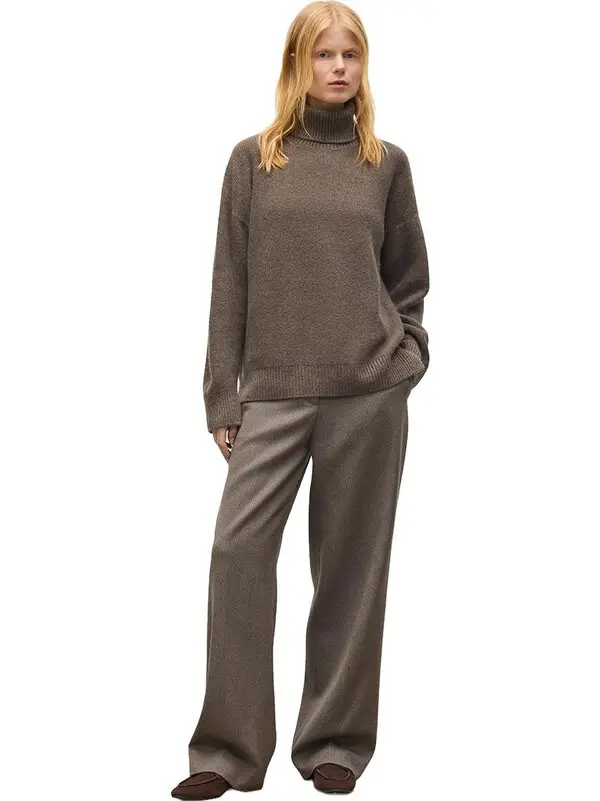 Johnstons Of Elgin Maggie Cashmere Roll Neck Jumper - Brown
