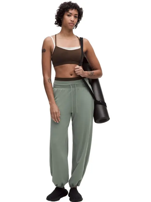 Lululemon Groove Low-rise Relaxed Cinch Pant - Willow Leaf