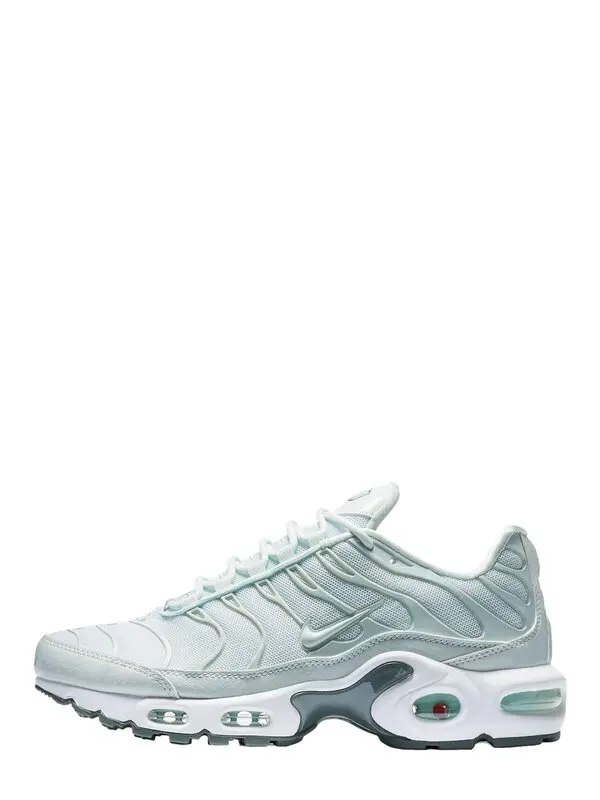 Nike Max Plus Se Athletic Sneakers - Barely Grey