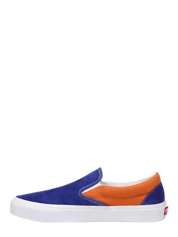 VANS Classic Slip-on Sneakers - Blue