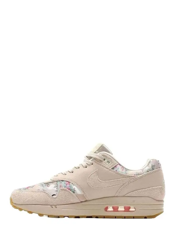 Nike Max 1 "floral Camo" Sneakers - Pinkred