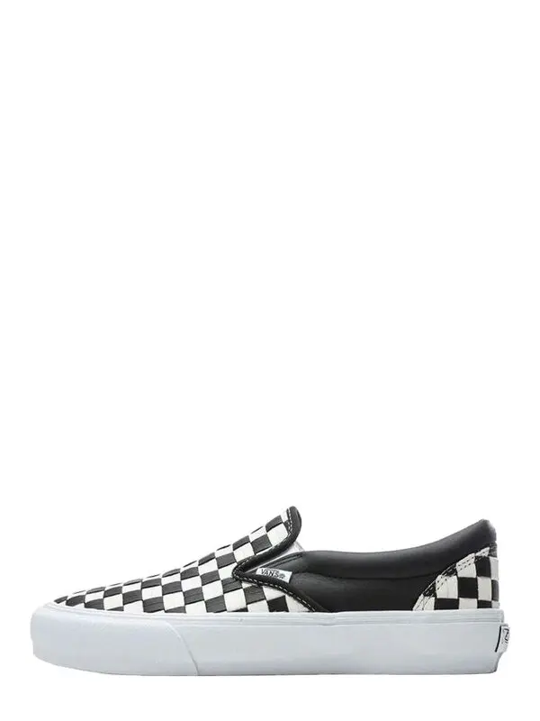 VANS Classic Slip-on Vlt Lx Woven Checker - Black/white