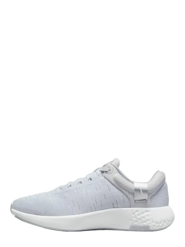 Nike Renew Serenity Run - Light Gray