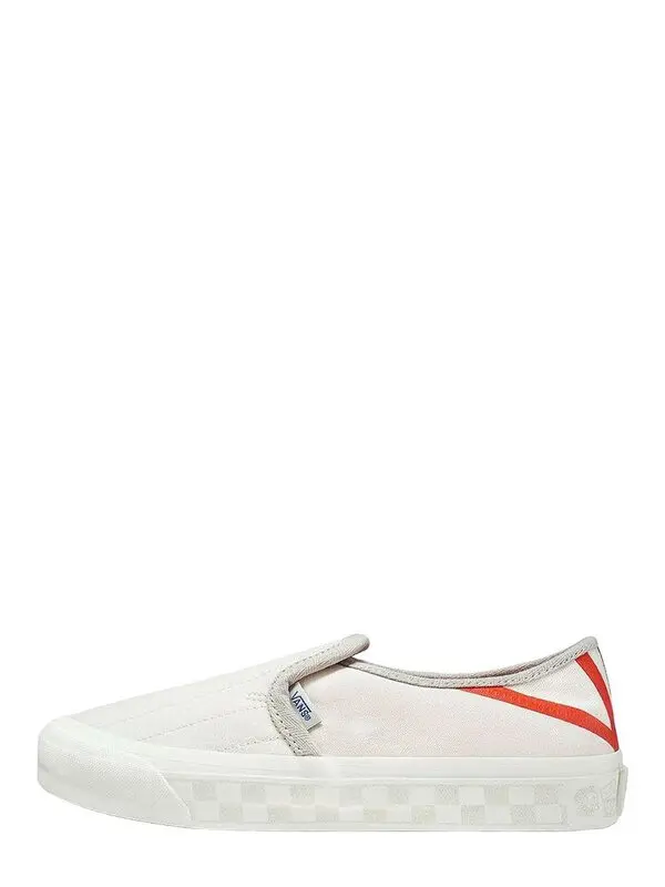 VANS Taka Hayashi X Style 47 Lx - White/orange