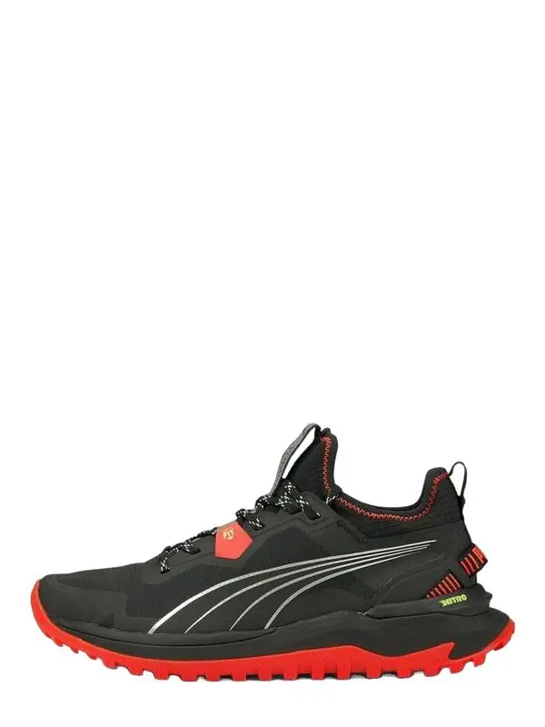 PUMA Voyage Nitro Sneakers - Black/red