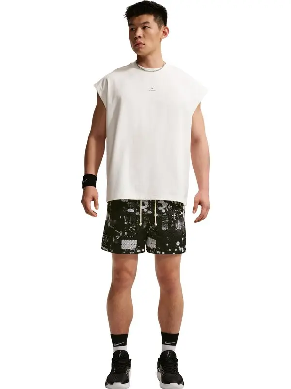Nike Standard Issue Dri-fit 13cm Shorts - White/black/pale Ivory
