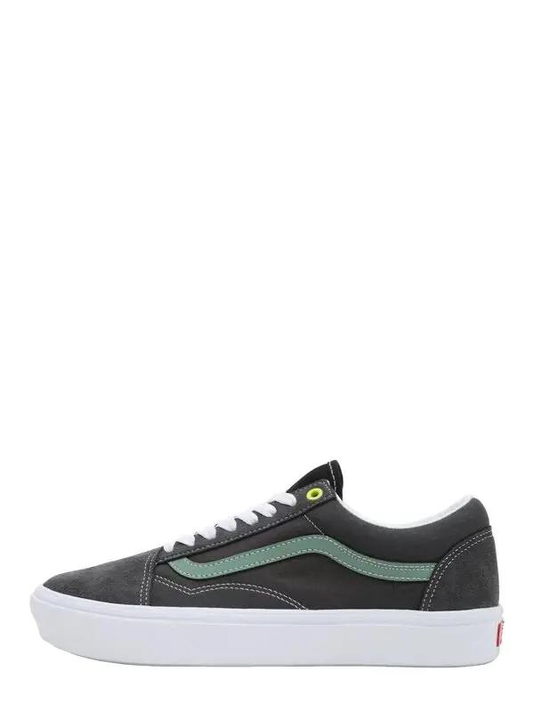 VANS Old Skool Comfycush Low Top Sneakers - Default Colorway