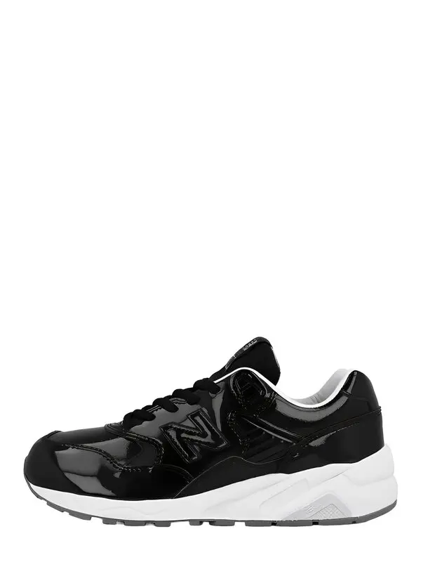 NEW BALANCE 580 Patent Leather Sneakers - Black