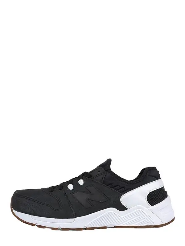NEW BALANCE 009 Sneakers - Black