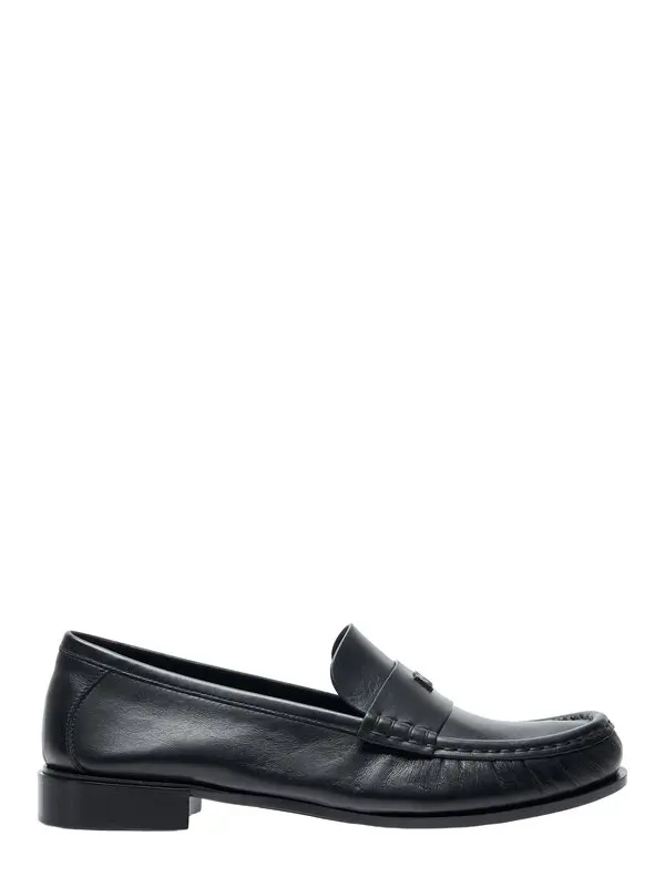 Max Mara Logo Plaque Leather Loafers - Black
