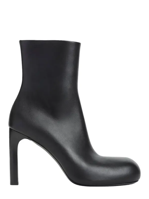 Balenciaga Leather Ankle Bootie With Silver-tone Bb Logo - Black