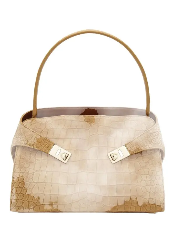 FERRAGAMO Hug Soft M Shoulder Bag - Cream