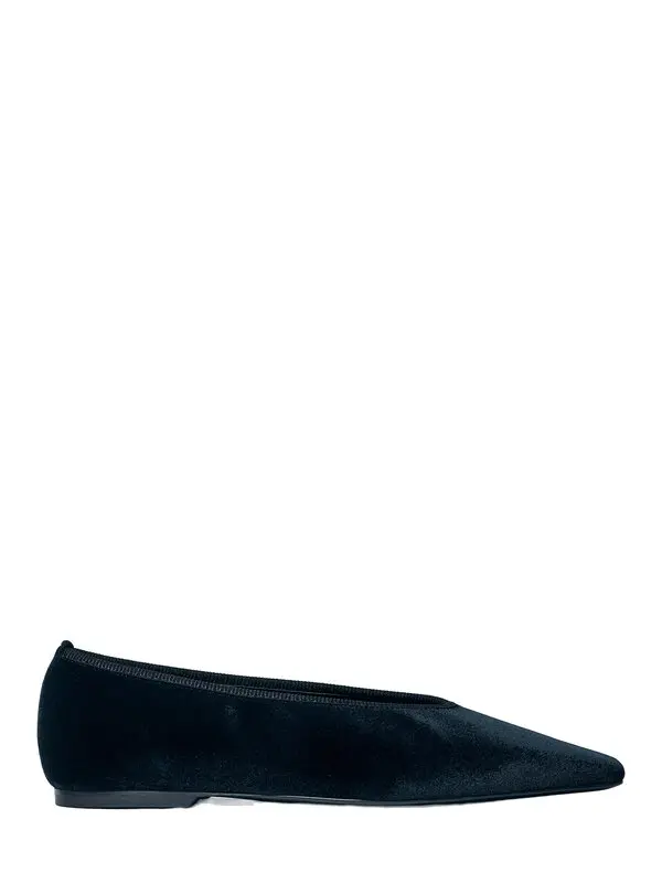TOTEME Minimalist Velvet Ballerina Flats - Black