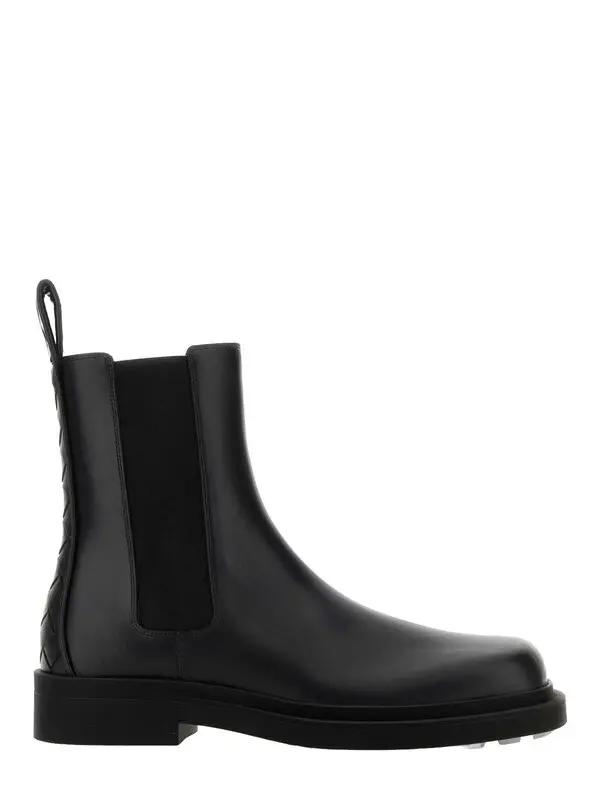 Bottega Veneta Calfskin Leather Chelsea Boots - Black