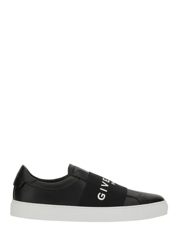 Givenchy Low Top Sneakers With Logo Detailing - Black