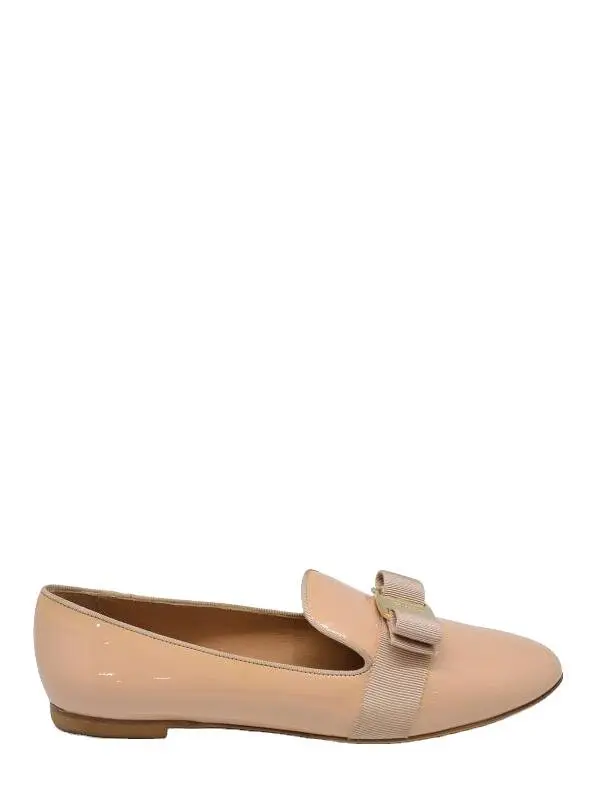 FERRAGAMO Loafers With Bow Detailing - Cream
