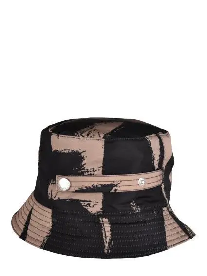 Alexander McQueen Graffiti Print Bucket Hat - Cream