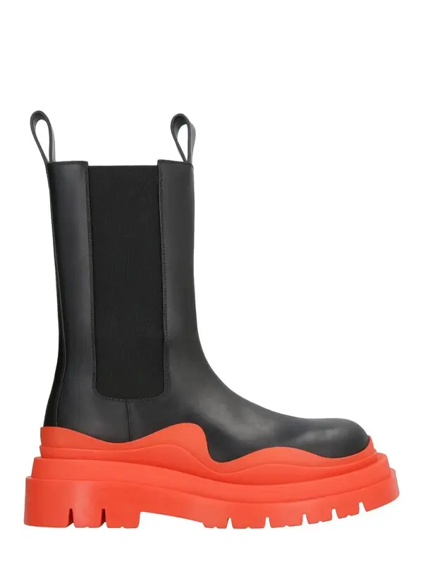 Bottega Veneta Leather Tire Boots - Black