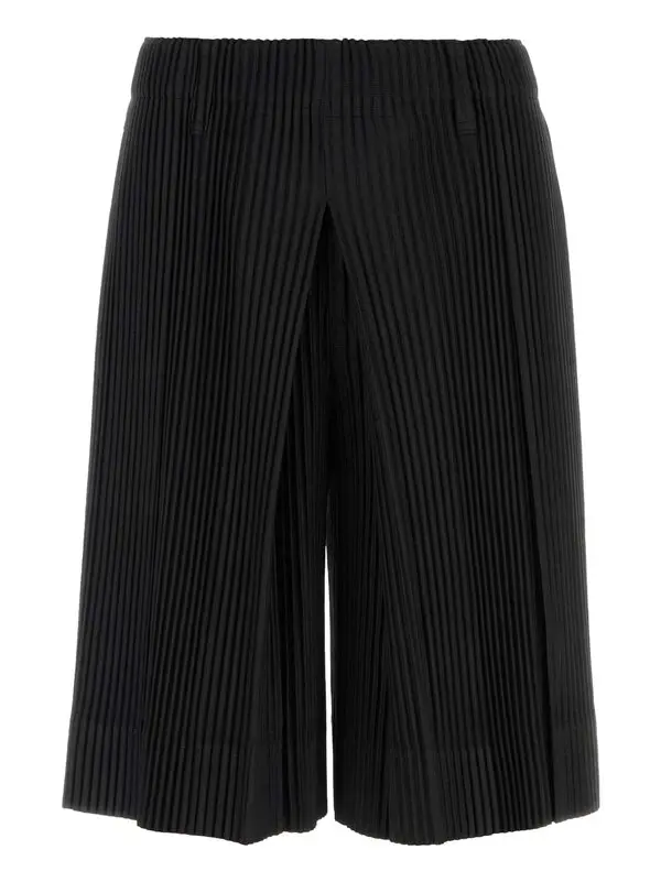 Issey Miyake Pleated Polyester Bermuda Shorts - Black