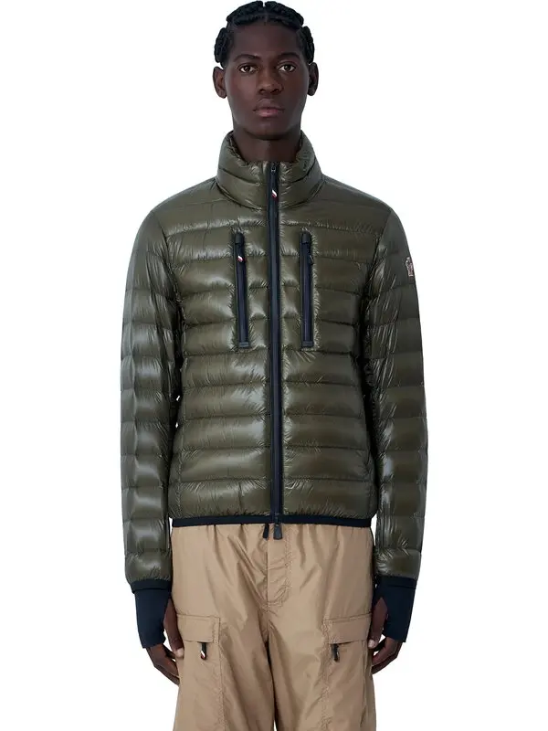 Moncler Short Down Jacket With Glossy Finish And Logo Motif - Cream