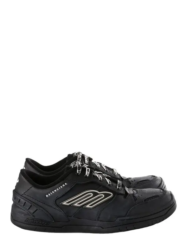 Balenciaga Low-top Sneakers With Distressed Effect - Black