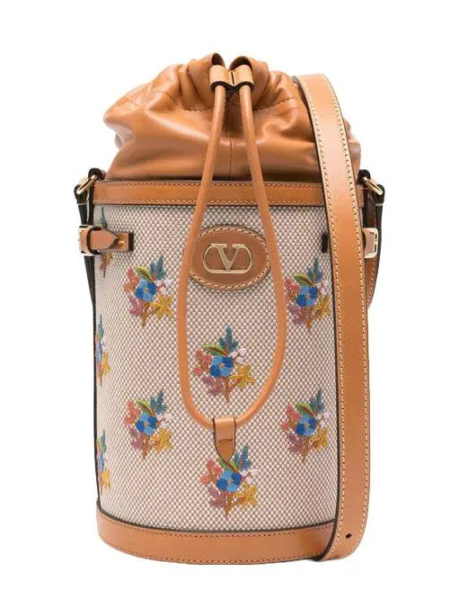 Valentino Garavani Bucket Bag - Cream