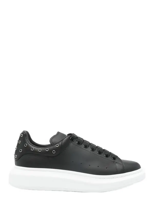 Alexander McQueen Low-top Sneakers With Eyelet Detailing - Black