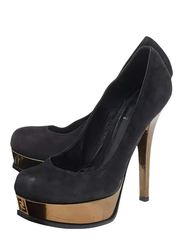 Fendi Calf Leather Platform Pumps - Black