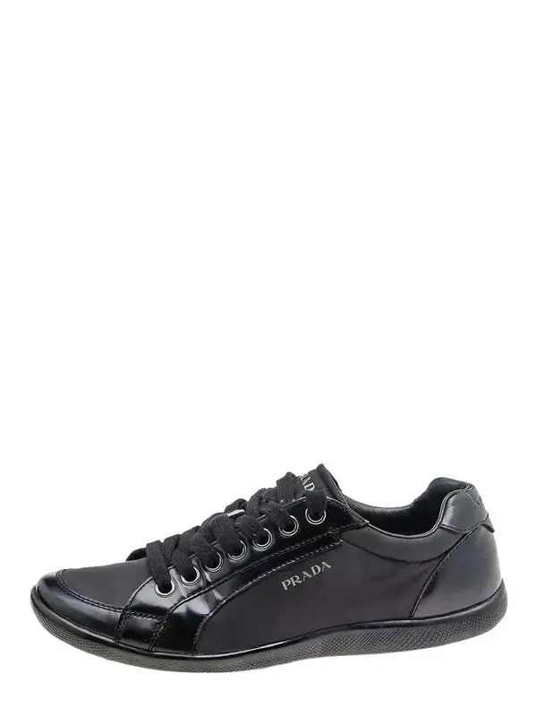 Prada Leather Low-top Sneakers - Black