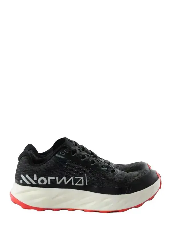 NNORMAL Kjerag 02 Logo-print Panelled Sneakers - Black