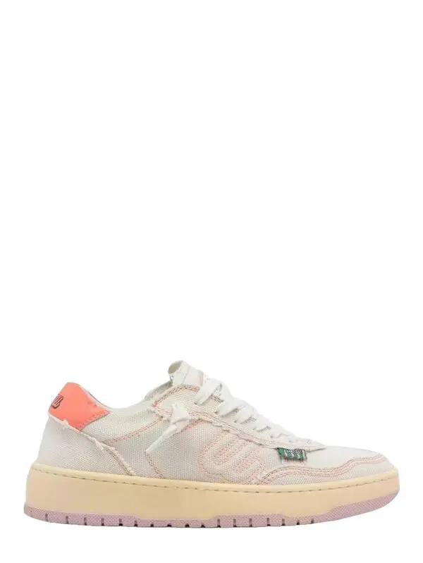 EVENU Canvas Sneakers With Logo Patch - Neutrals