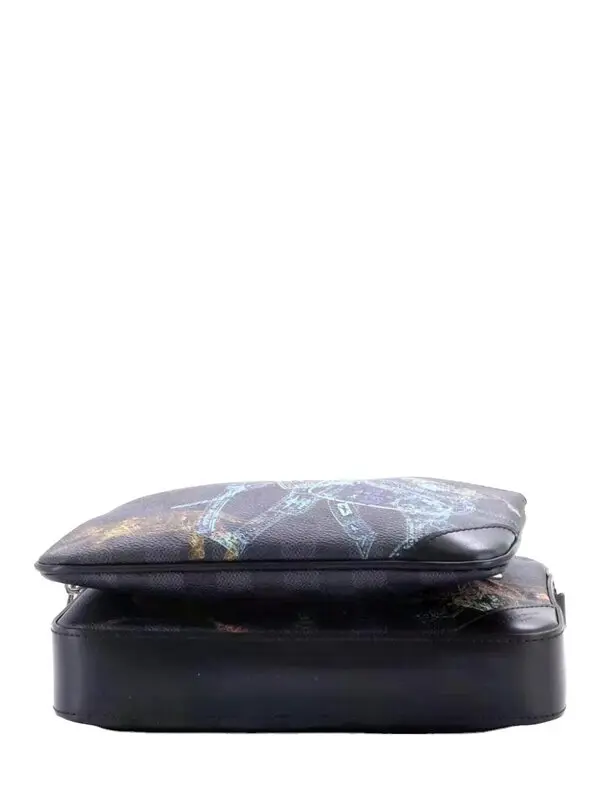 LOUIS VUITTON Trio Messenger Bag Limited Edition Wild Animals Damier Graphite - Black