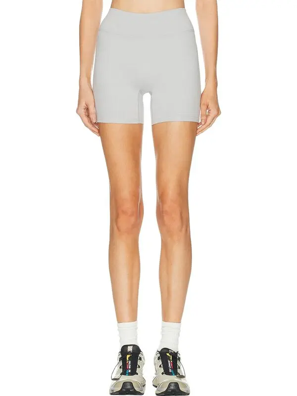 437 Essential Short - Heather Grey