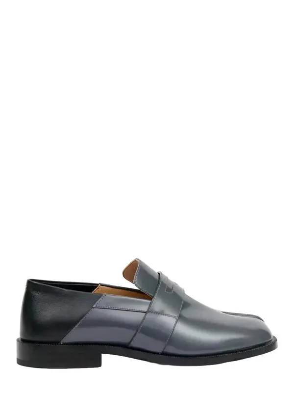 MAISON MARGIELA Tabi Leather Loafers - Grey