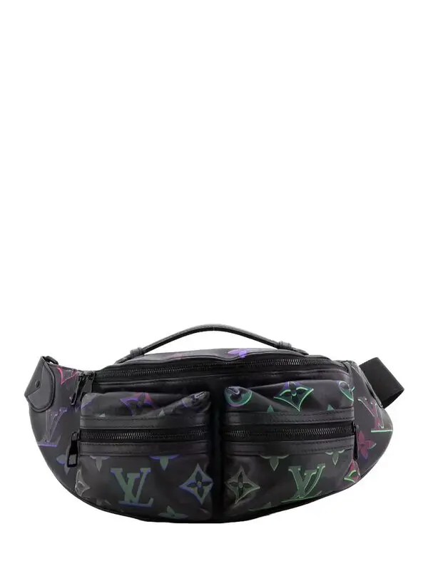 LOUIS VUITTON Monogram Giant Comet Bumbag - Black
