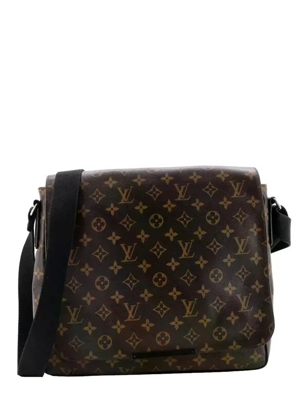 LOUIS VUITTON Monogram Canvas District Messenger Bag Mm - Black