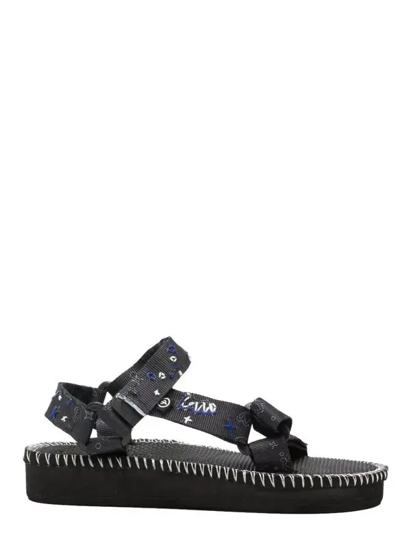 ARIZONA LOVE Trekky Embroidered Sandals - Blue