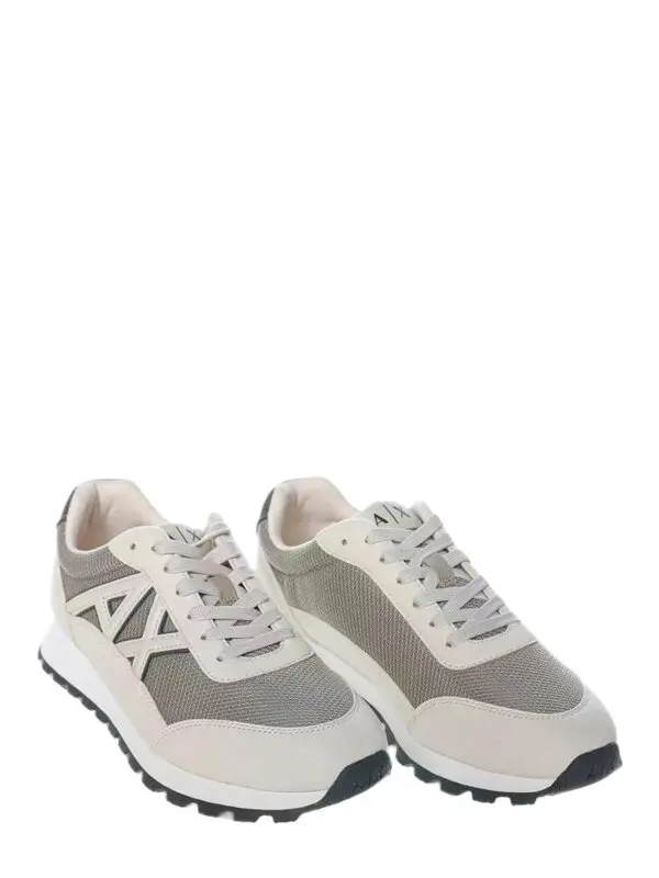 Armani Exchange Logo Patch Panelled Sneakers - Neutrals