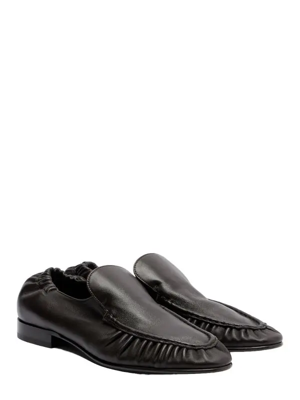 THE ROW Soft Ruched Leather Loafers - Brown