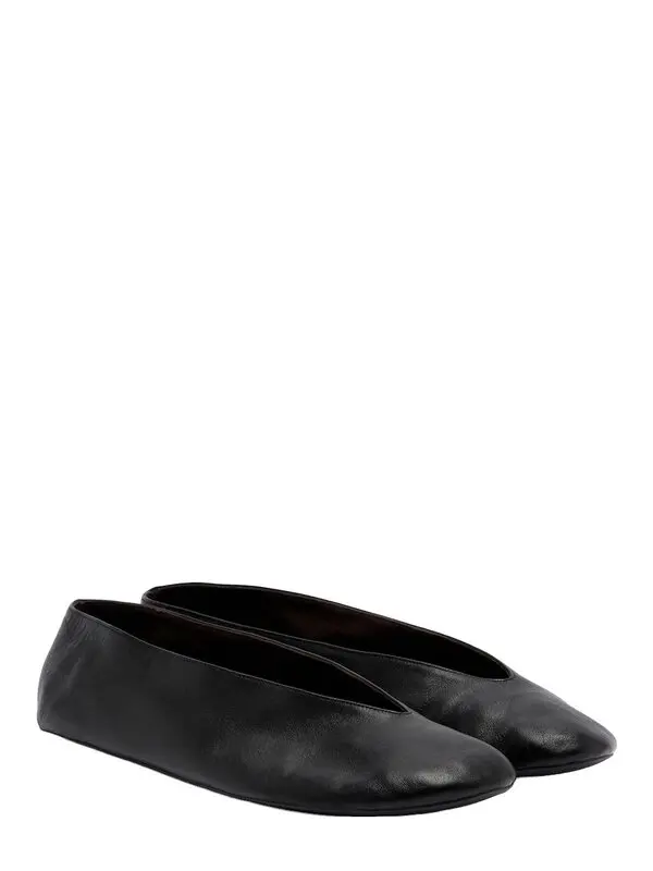 THE ROW Fay Leather Ballet Flats - Black