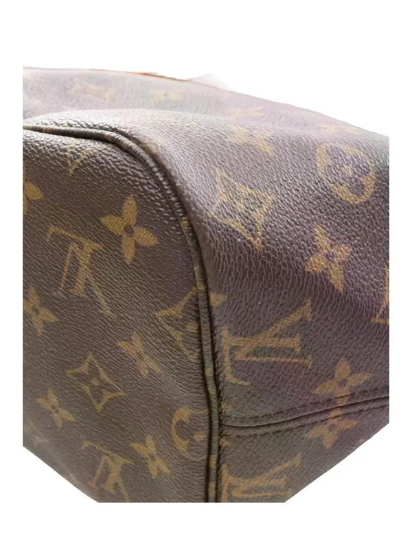 LOUIS VUITTON Monogram Neverfull Mm Tote Bag - Brown