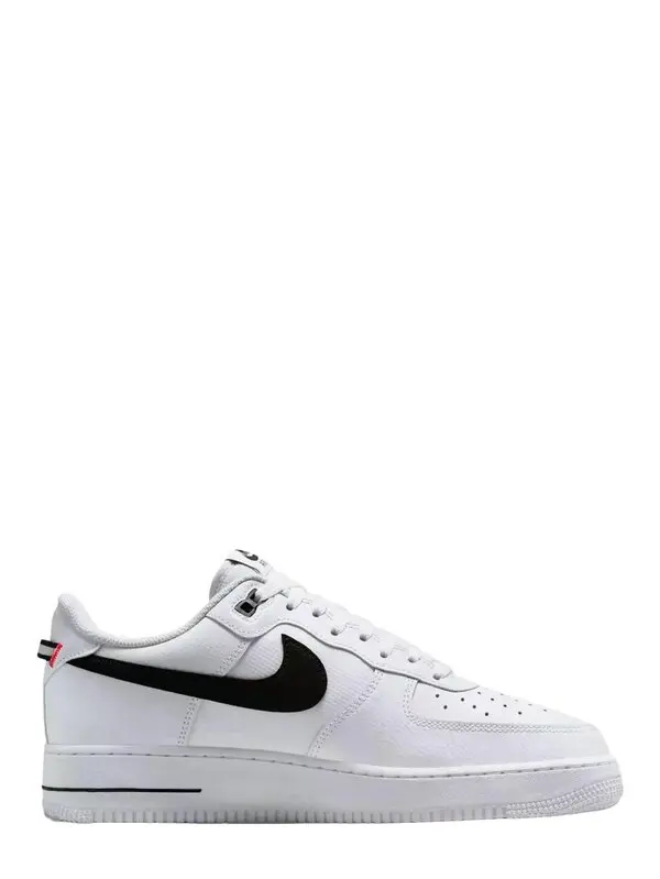 Nike Force 1 '07 Low Black Sneakers - White
