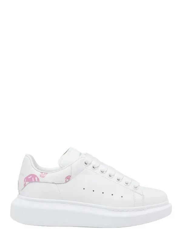Alexander McQueen Oversized Sneaker With Skull Print - White/pink