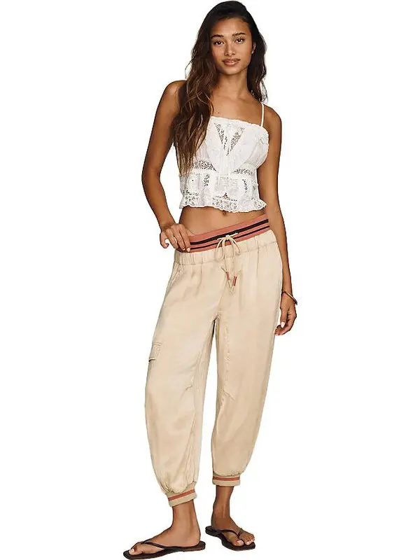 PILCRO Cargo Jogger Pants - Gold